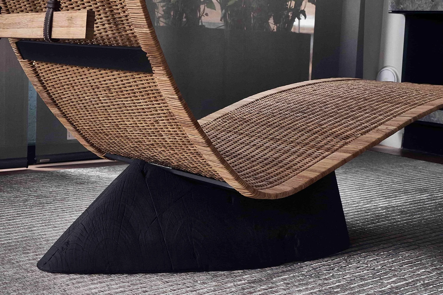 Luxury limited edition chaise by the Yakisugi furniture studio ...