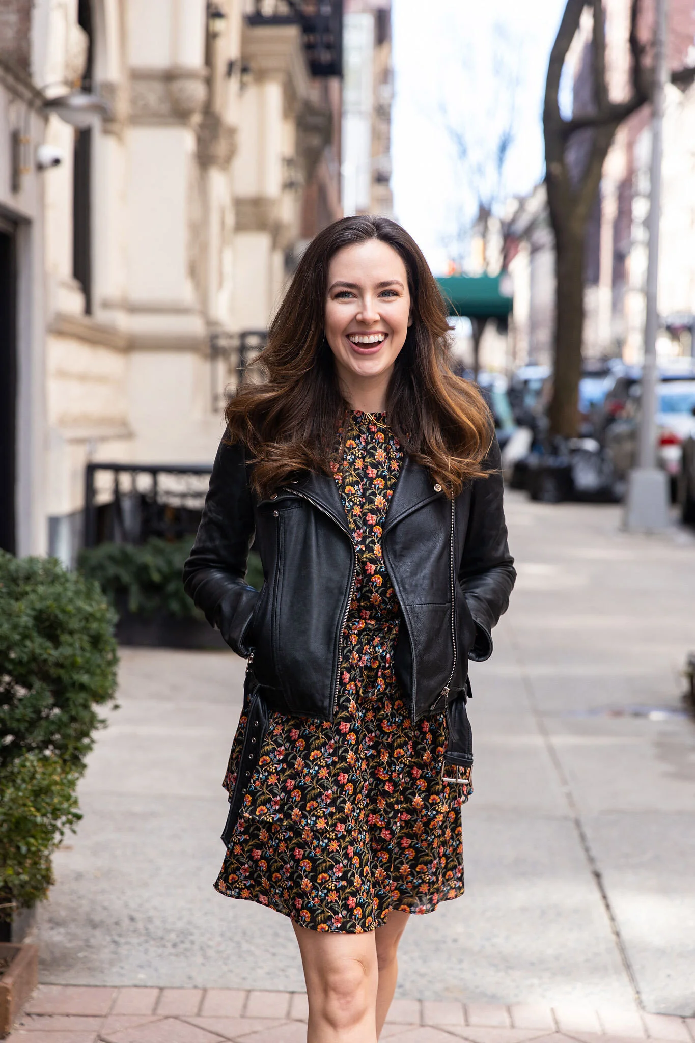 CONTACT — LIANA HUNT