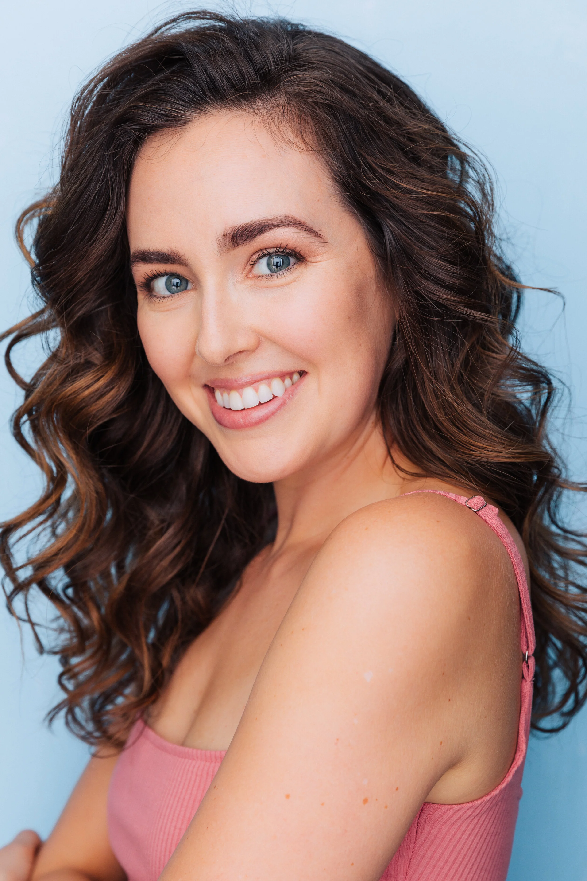 HEADSHOTS — LIANA HUNT
