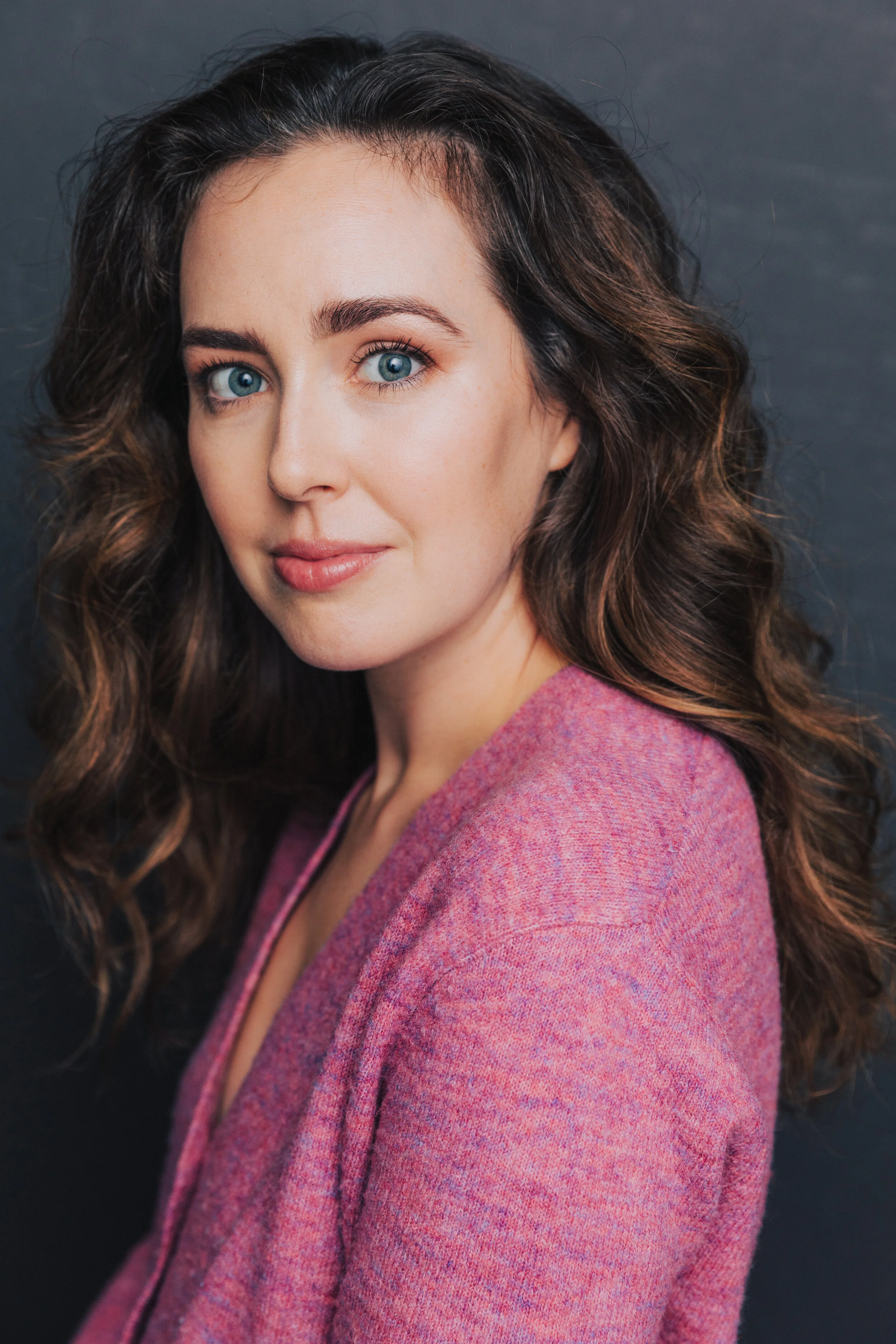 HEADSHOTS — LIANA HUNT