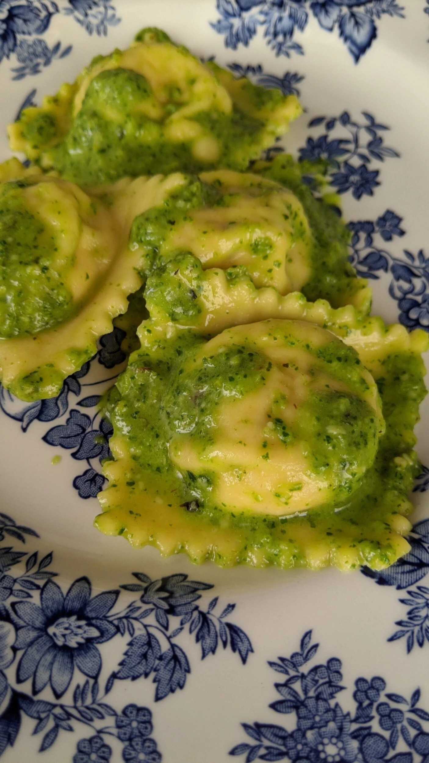Caramelized Corn, Ricotta, Ricotta Salata & Chive Ravioli ...
