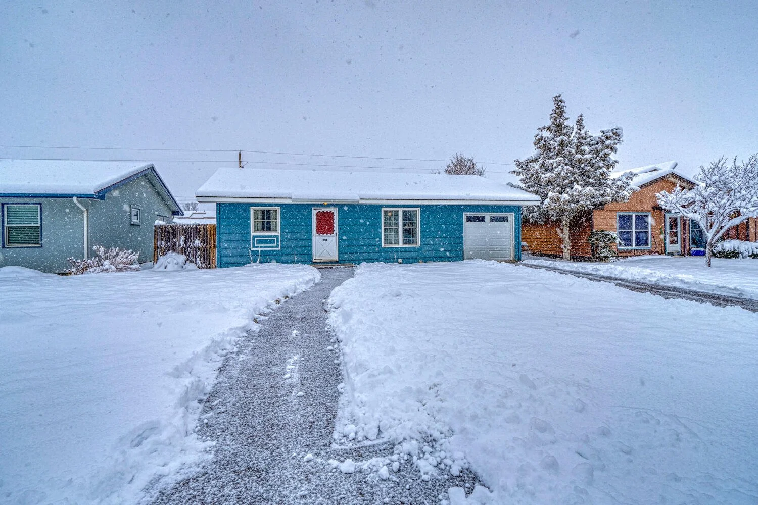 Modern 3-Bedroom Mountain Home for Sale in Salida - Contemporary Luxury ...