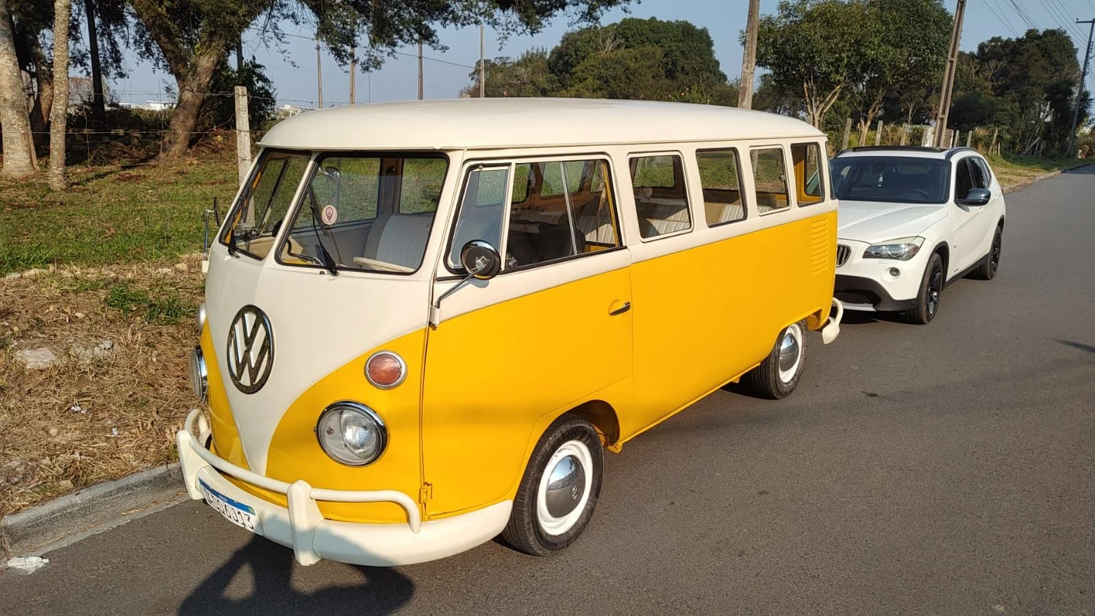 VW T1 splitwindow bus 1975 — Brazilian Classic Cars