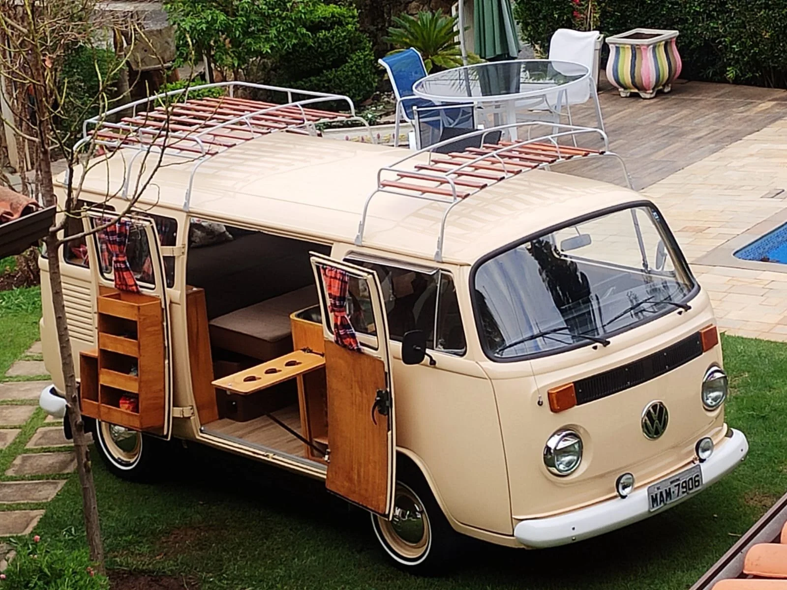 T2 baywindow bus camper bus 1979 — Brazilian Classic Cars