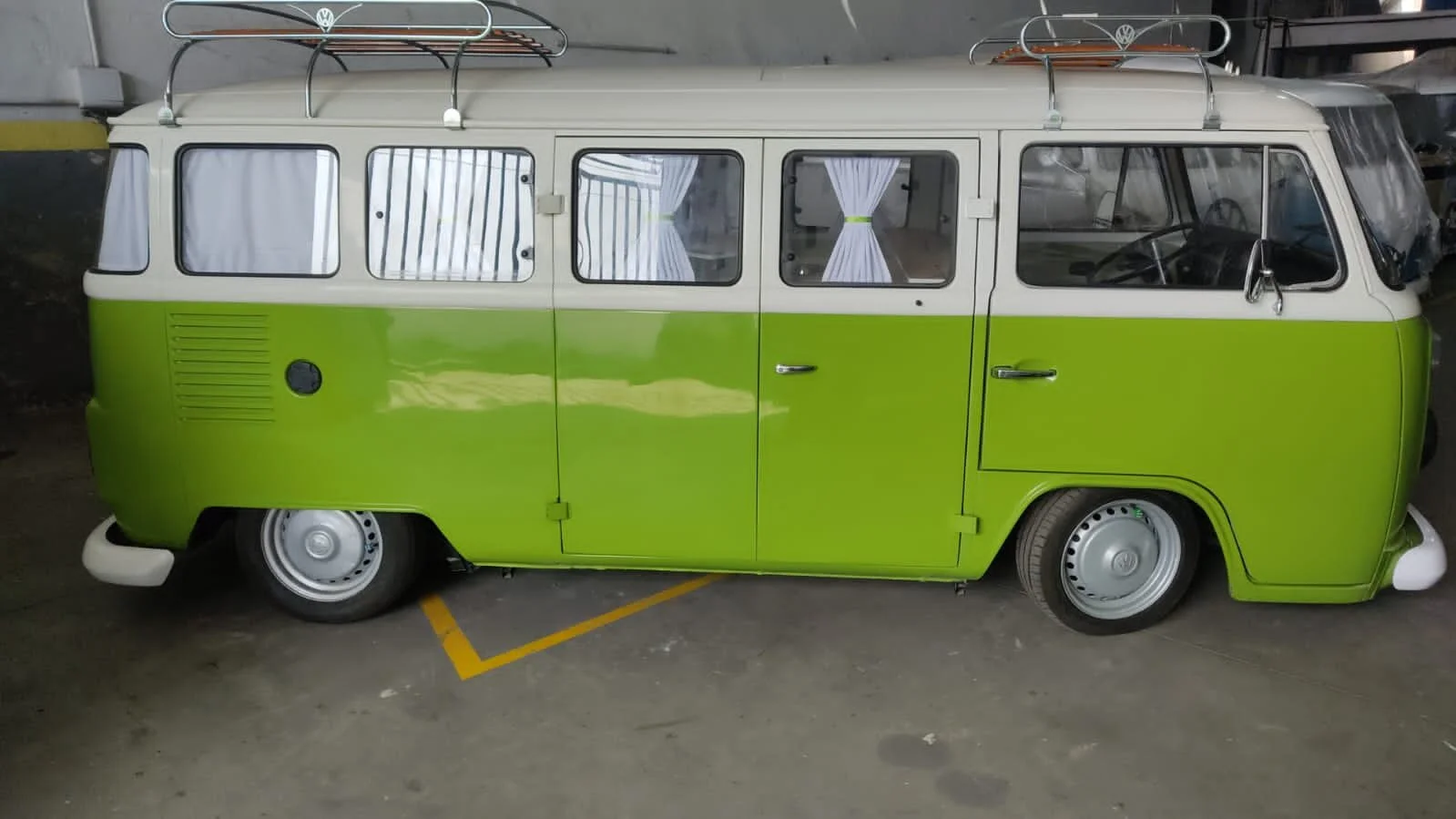 T2 bay window camper van 1986 — Brazilian Classic Cars