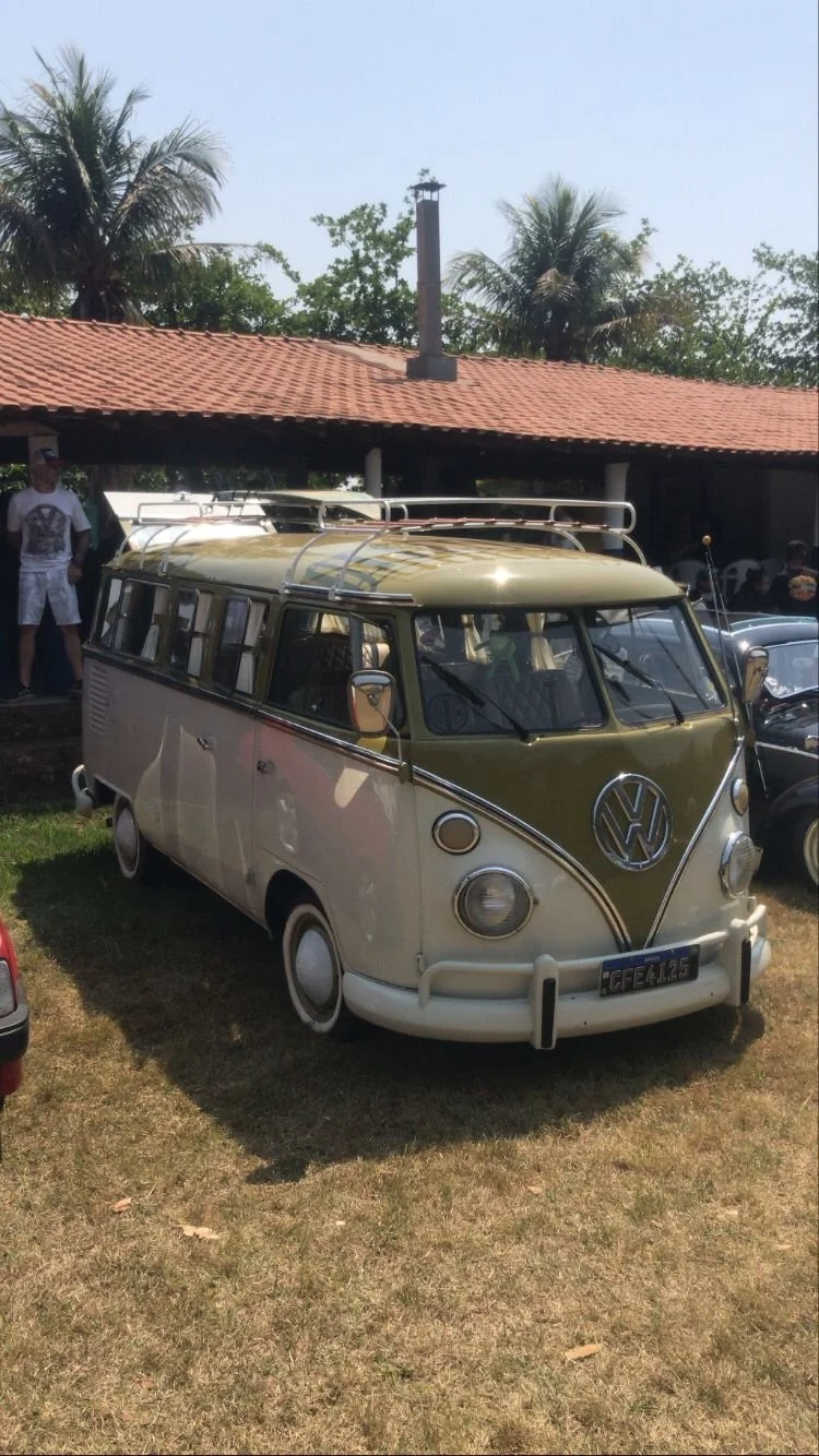 T1 split window bus 1973 — Brazilian Classic Cars