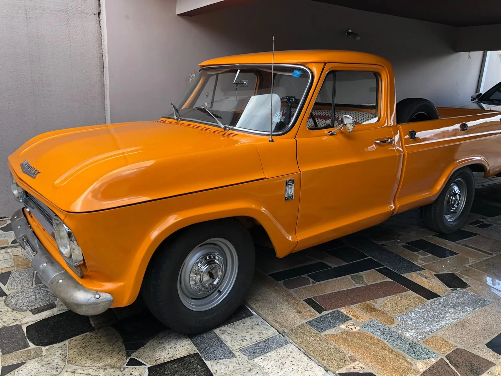 Brazilian Classic Cars - Import your dream bus!