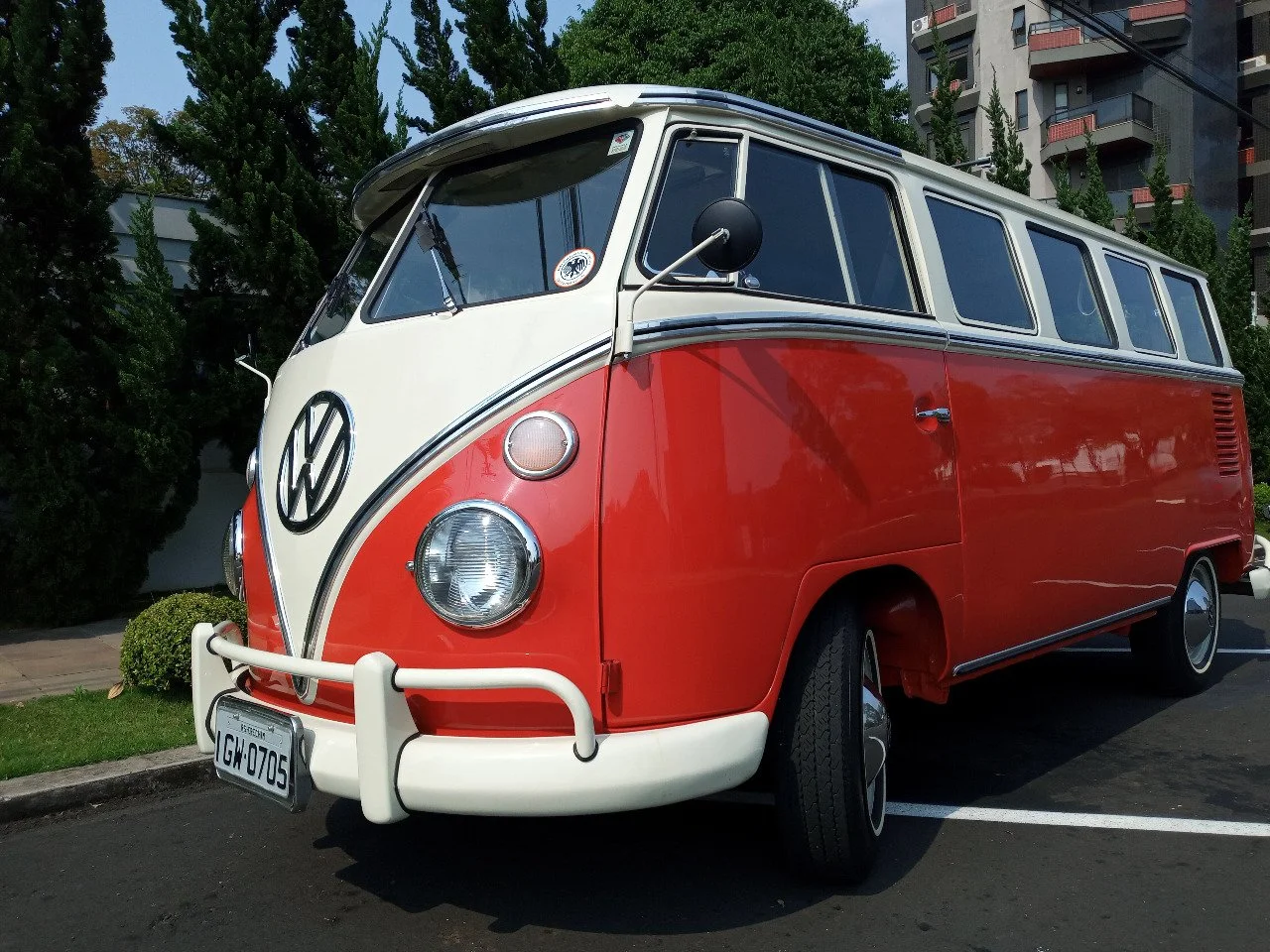 T1 split window bus 1974 — Brazilian Classic Cars