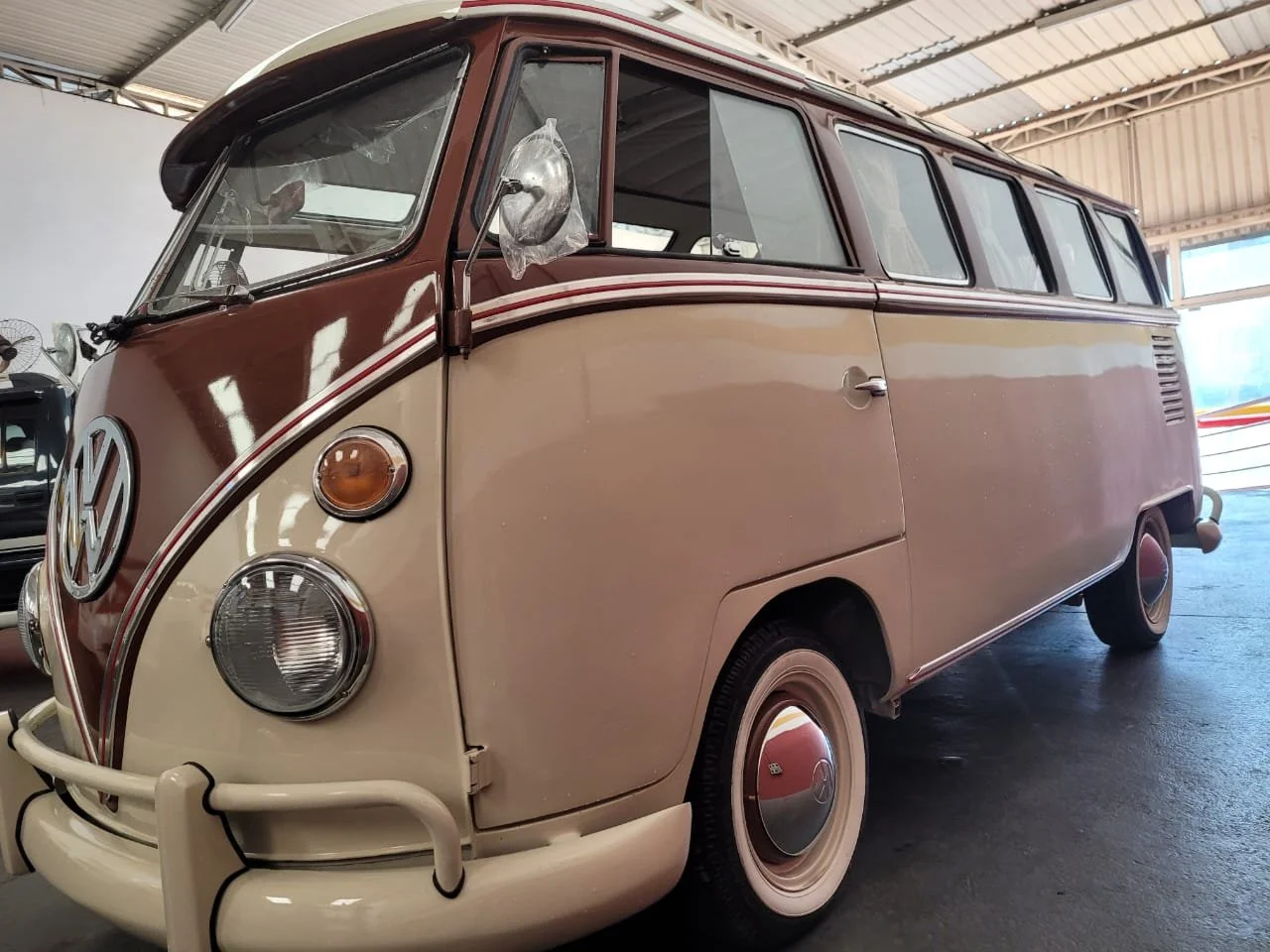 T1 split window bus samba replica 1971 — Brazilian Classic Cars
