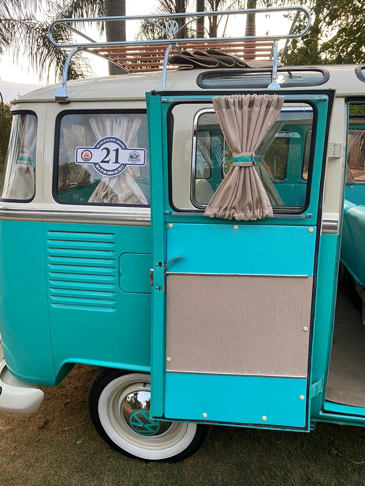 T1 split window bus samba replica 1970 — Brazilian Classic Cars