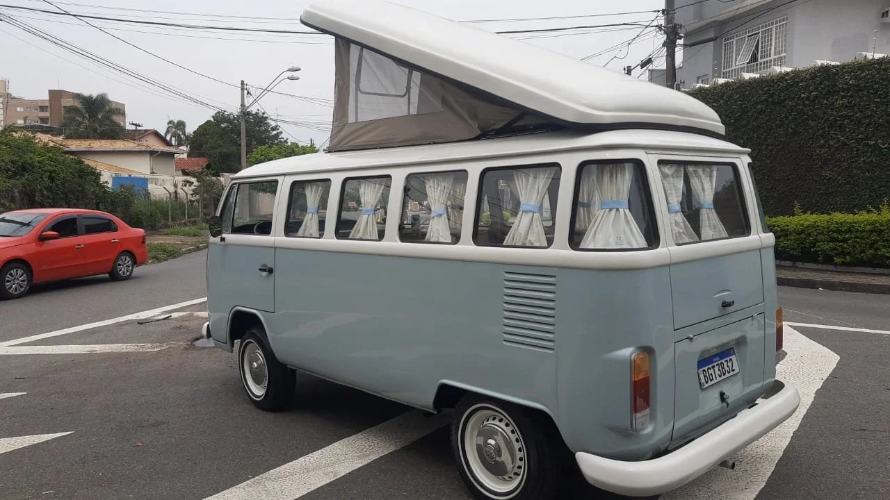 VW T2 baywindow bus camper van 1992 — Brazilian Classic Cars