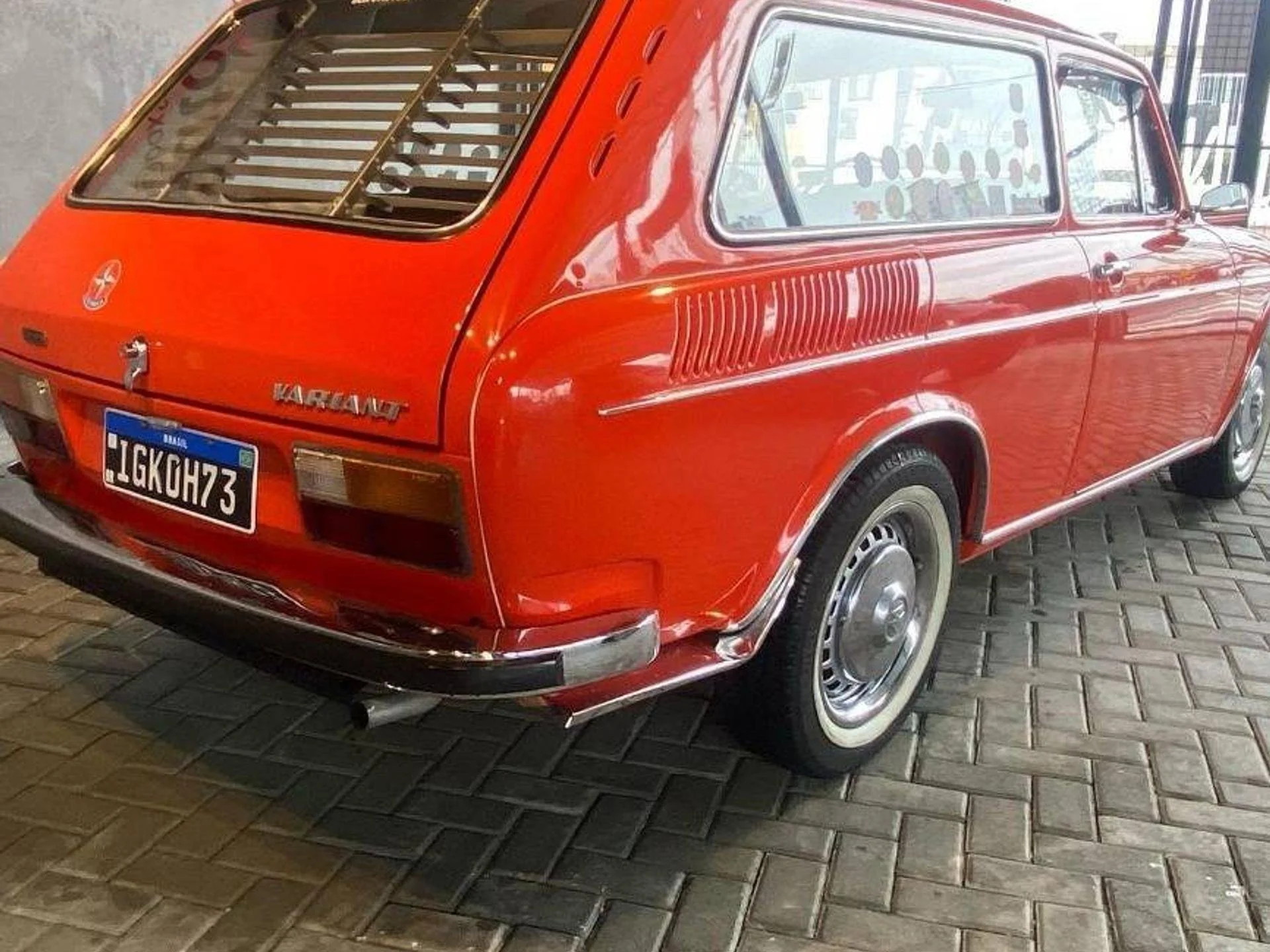 VW Variant 1975 — Brazilian Classic Cars