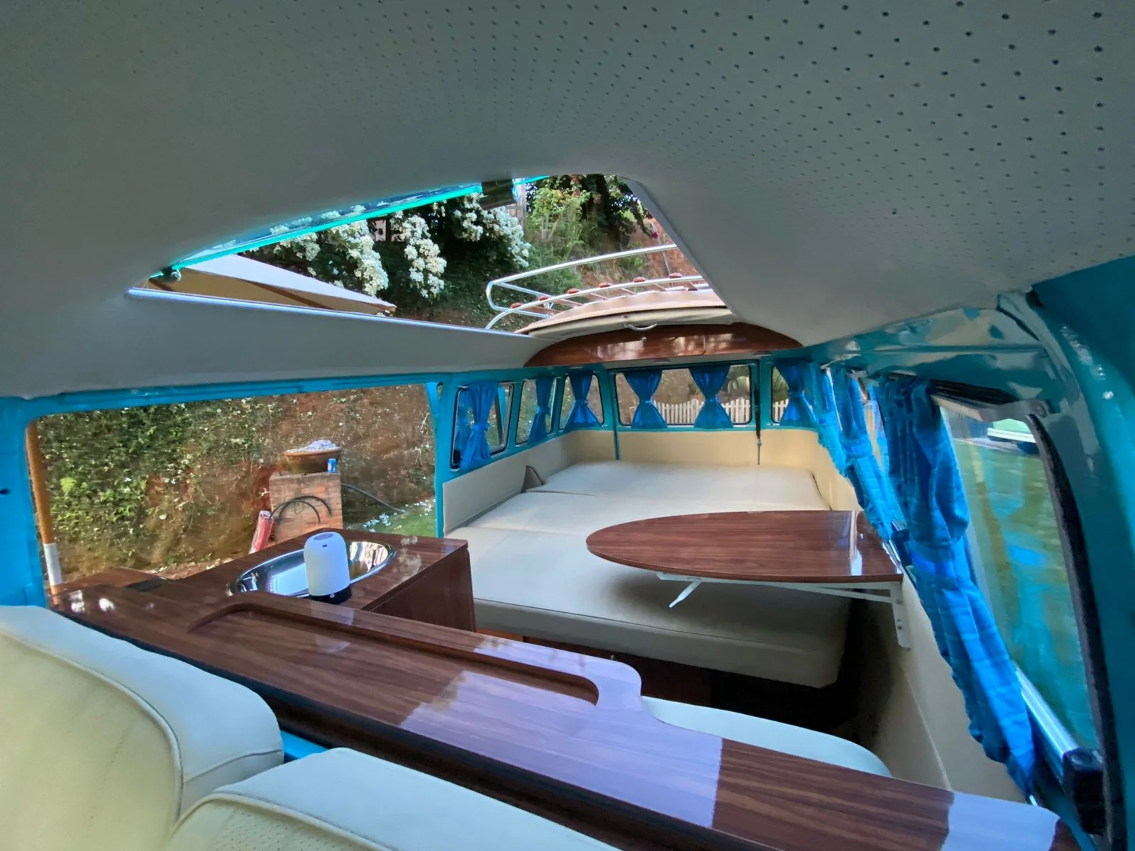 VW T2 baywindow bus camper van 1997 — Brazilian Classic Cars