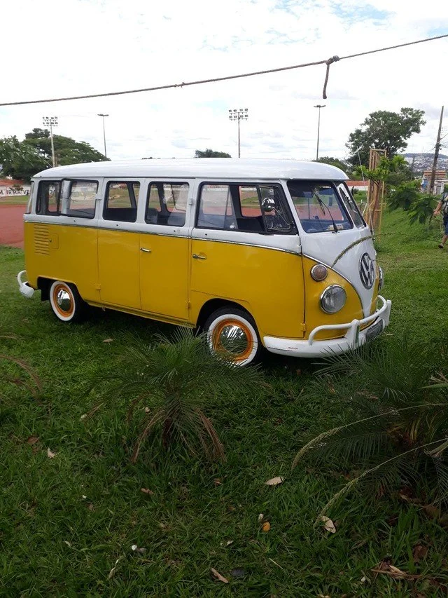 VW T1 split window bus 1970 — Brazilian Classic Cars