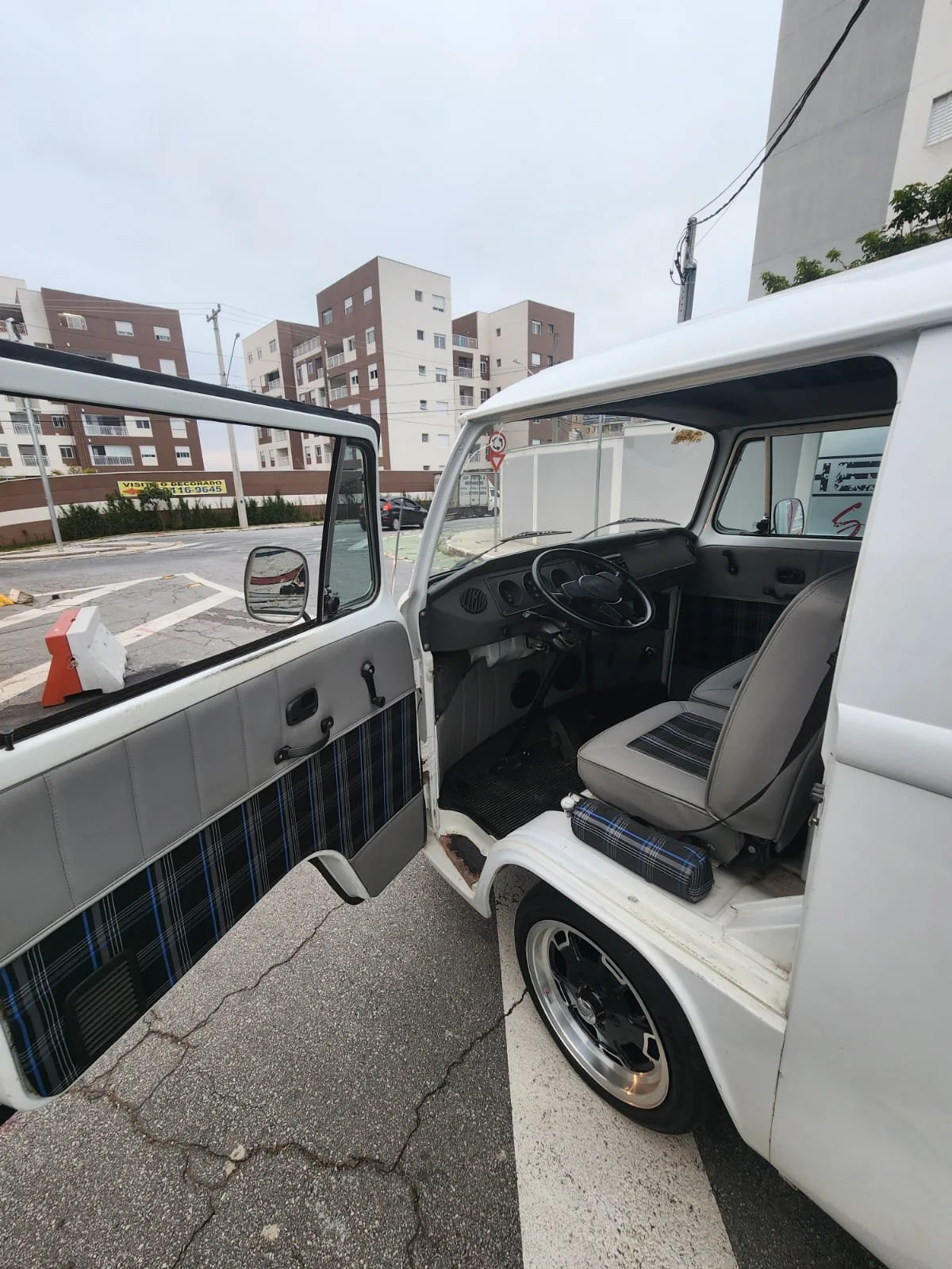VW T2 baywindow bus panel van 1995 — Brazilian Classic Cars