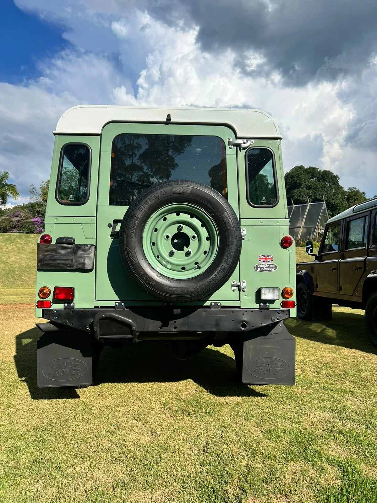 Land Rover Defender 110 1997 — Brazilian Classic Cars