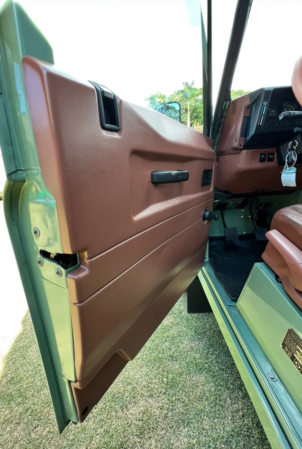 Land Rover Defender 110 1997 — Brazilian Classic Cars