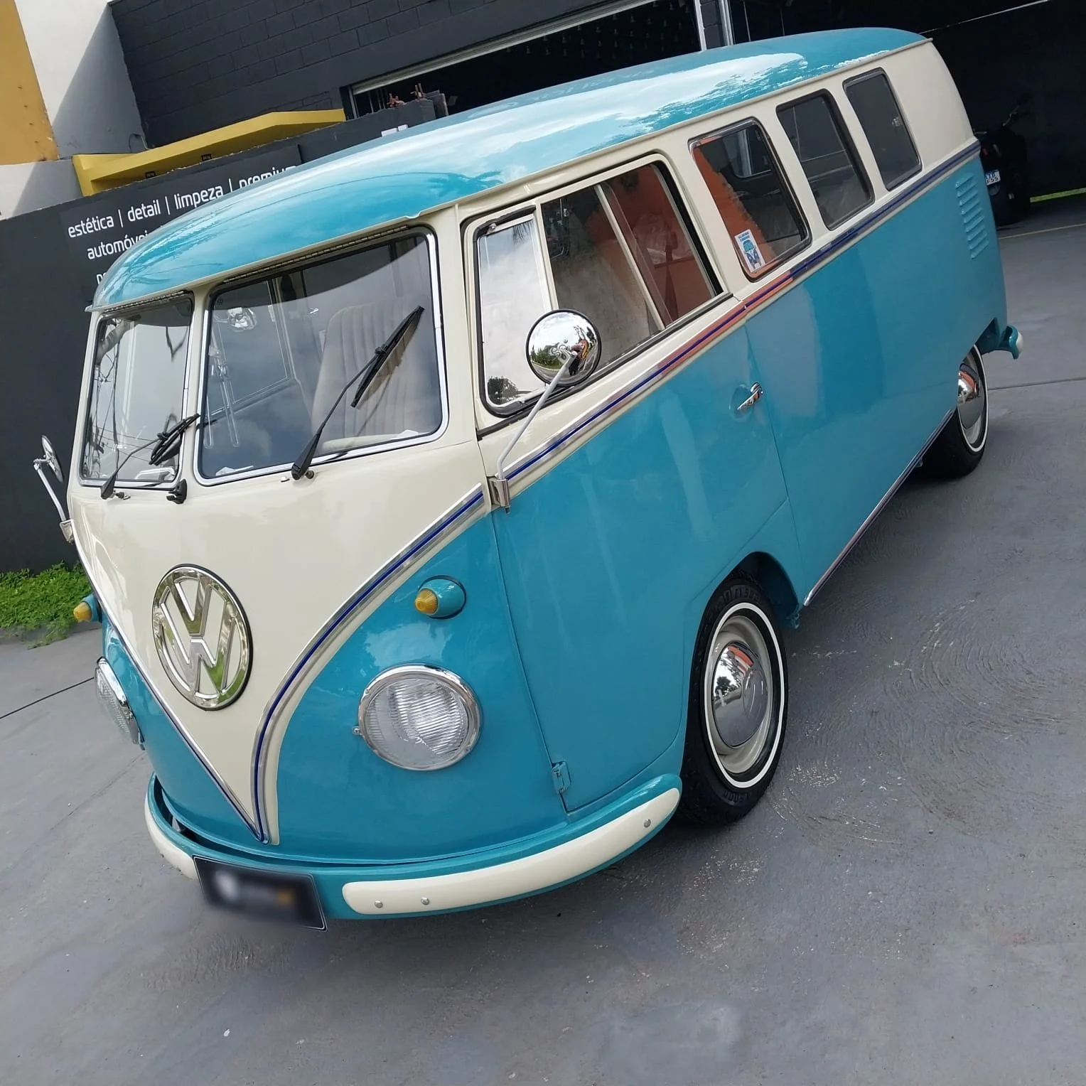 VW T1 splitwindow bus 1968 — Brazilian Classic Cars
