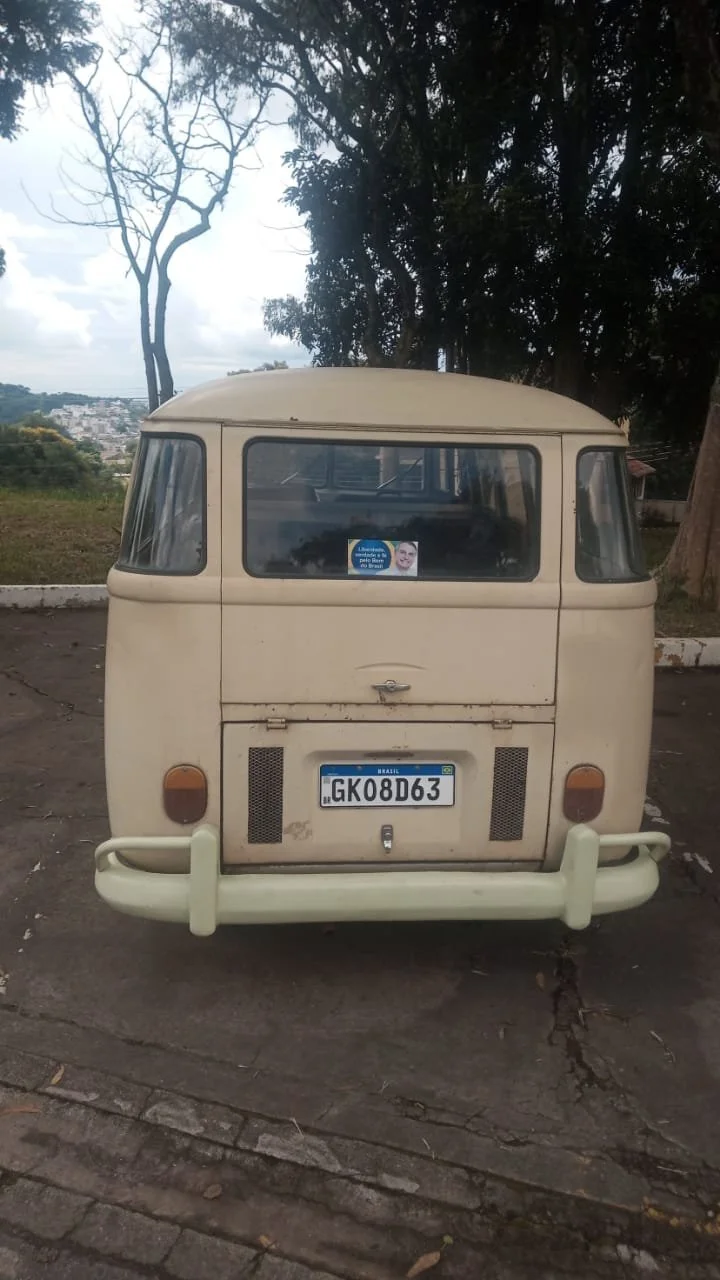 VW T1 splitwindow bus 1975 — Brazilian Classic Cars