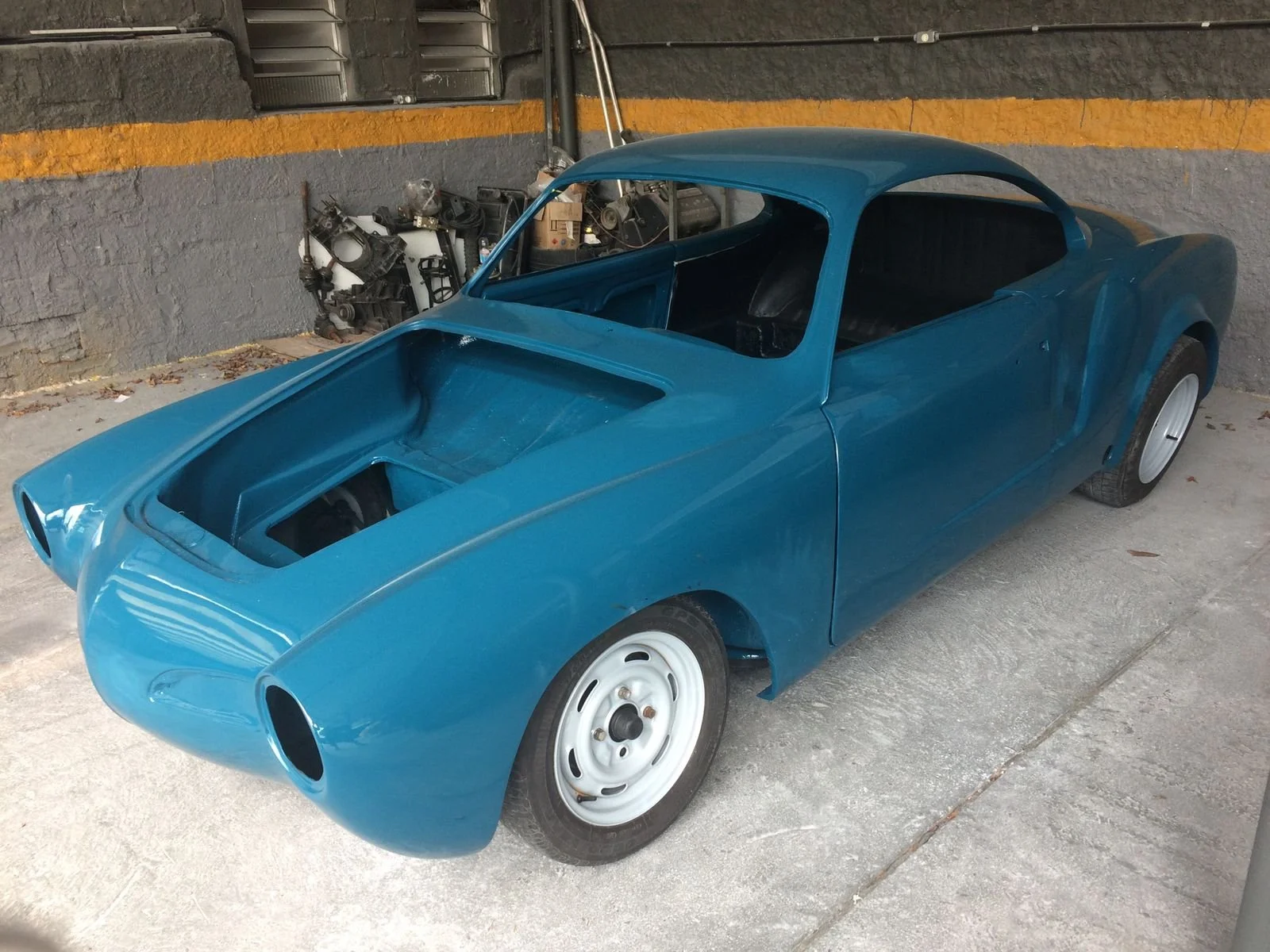 VW Karmann Ghia 1972 — Brazilian Classic Cars