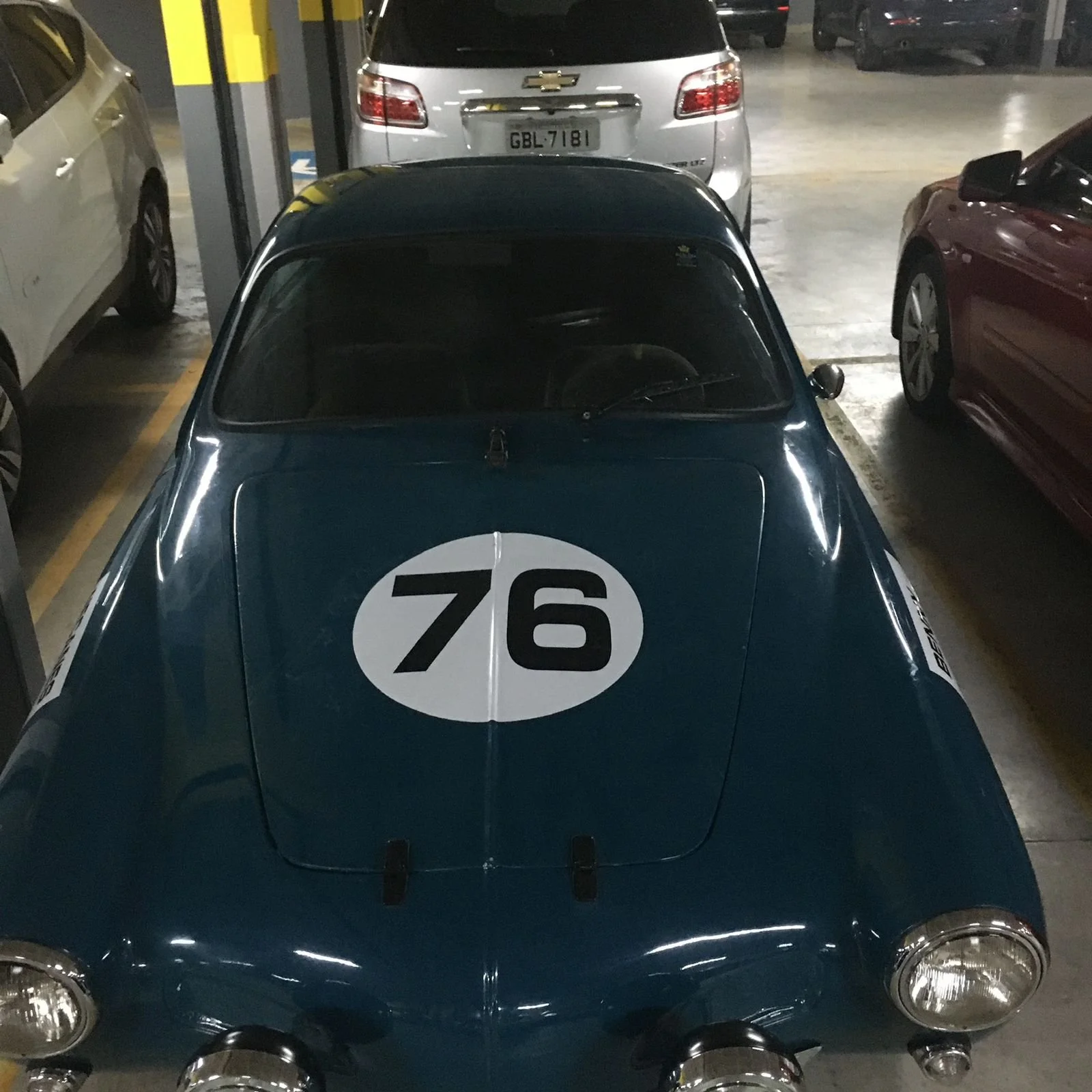 VW Karmann Ghia 1972 — Brazilian Classic Cars