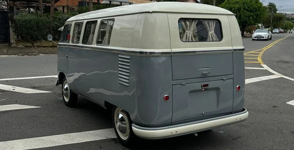VW T1 splitwindow bus 1960 — Brazilian Classic Cars