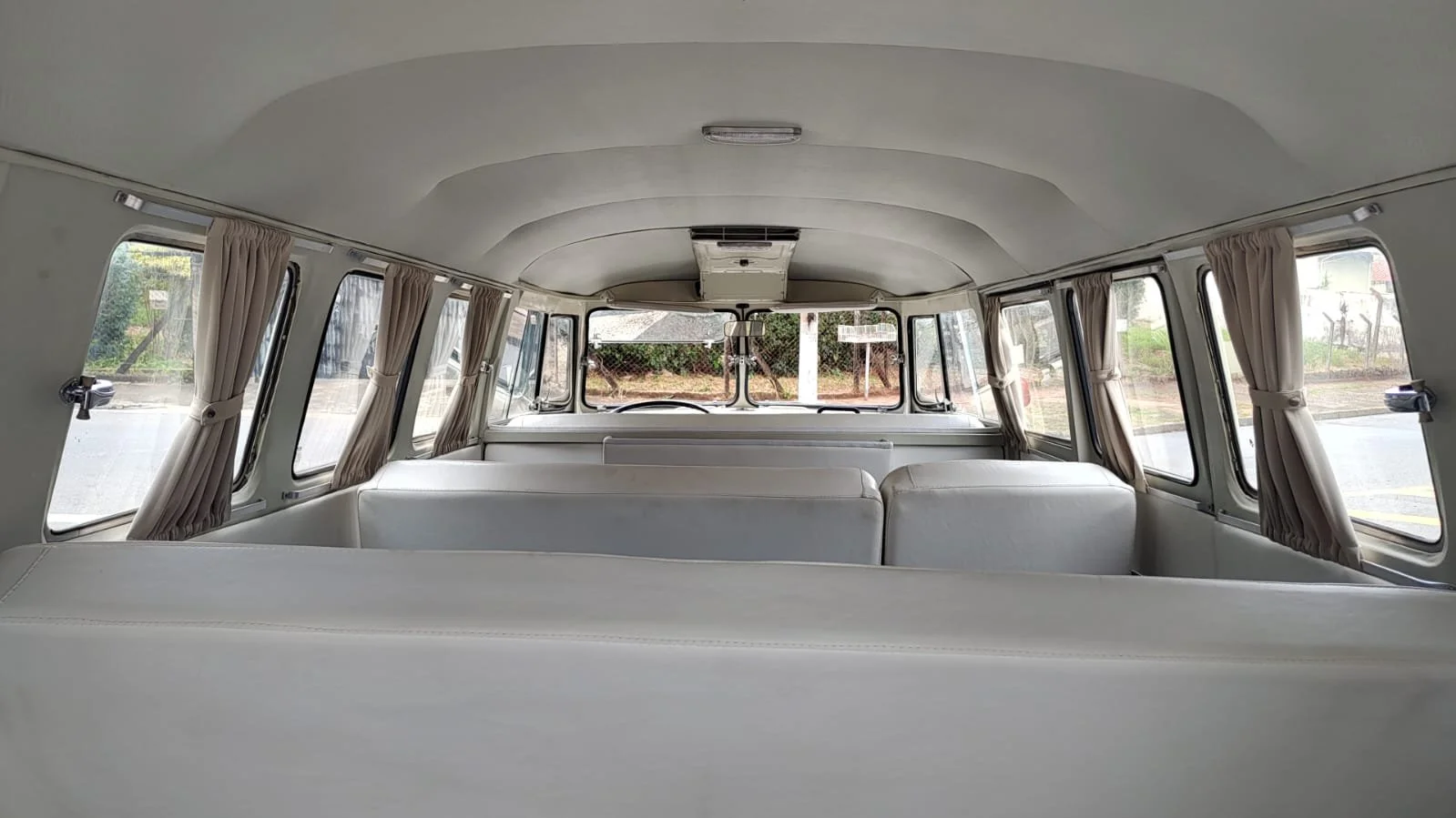 VW T1 splitwindow bus 1960 — Brazilian Classic Cars