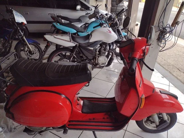 Vespa PX 200 Elestart 1986 — Brazilian Classic Cars