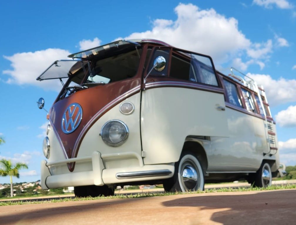 VW T1 splitwindow bus samba replica 1969 — Brazilian Classic Cars