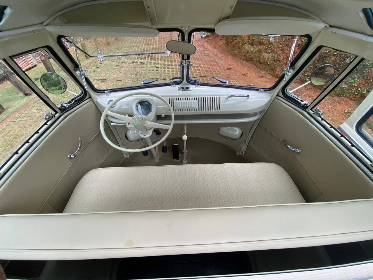 VW T1 splitwindow bus camper van 1975 — Brazilian Classic Cars