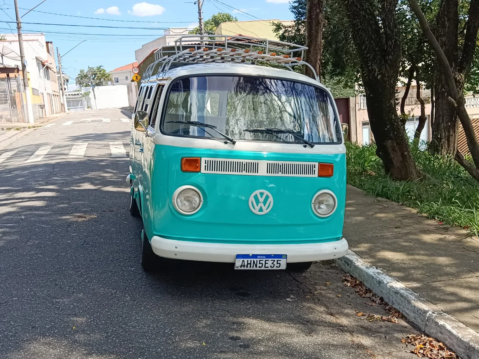 VW T2 baywindow bus camper van 1988 — Brazilian Classic Cars