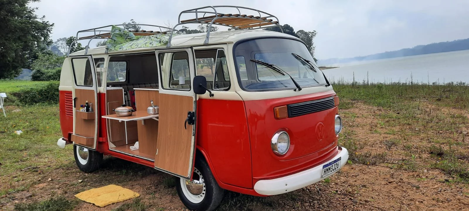 VW T2 baywindow bus camper van 1984 — Brazilian Classic Cars