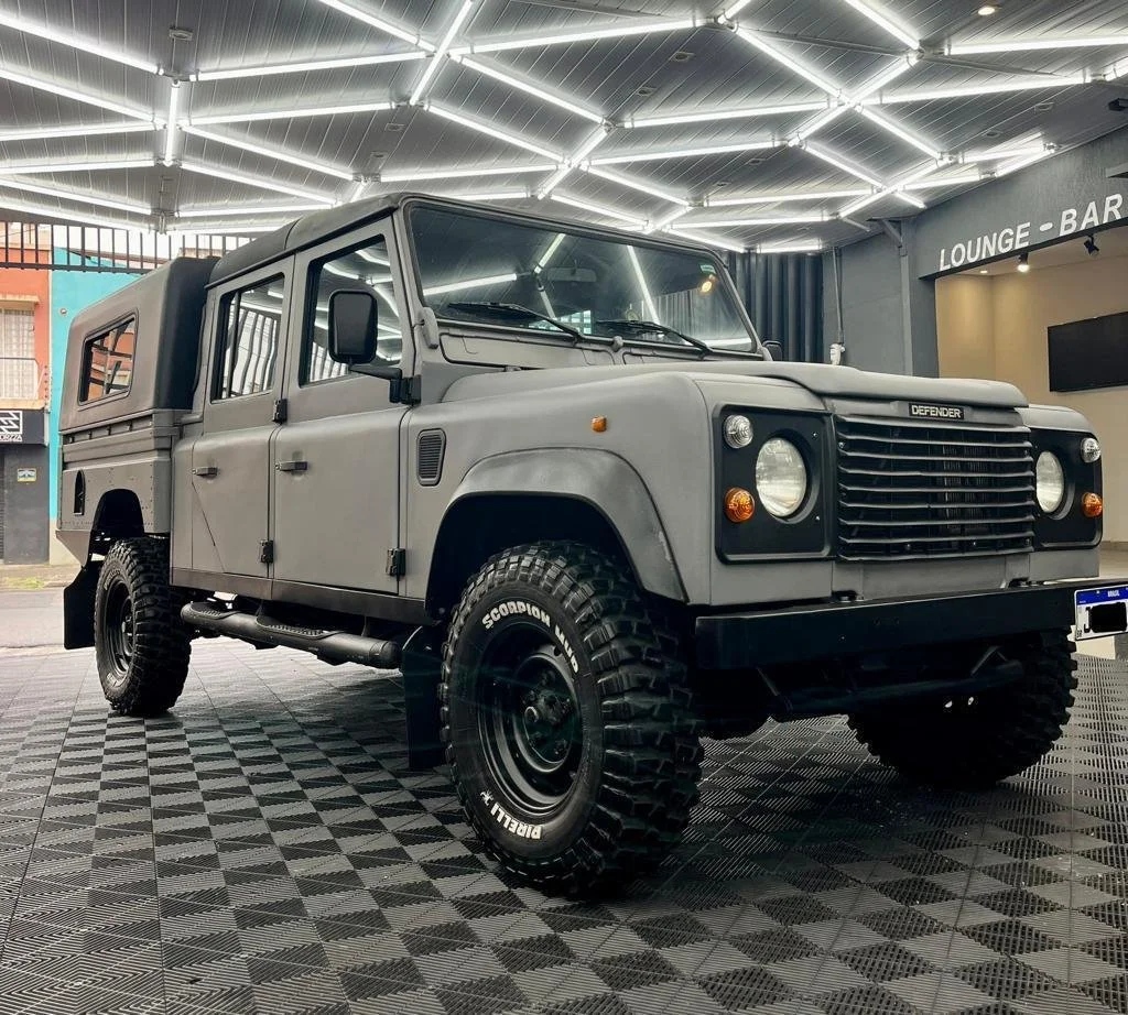 Land Rover Defender 130 1997 — Brazilian Classic Cars