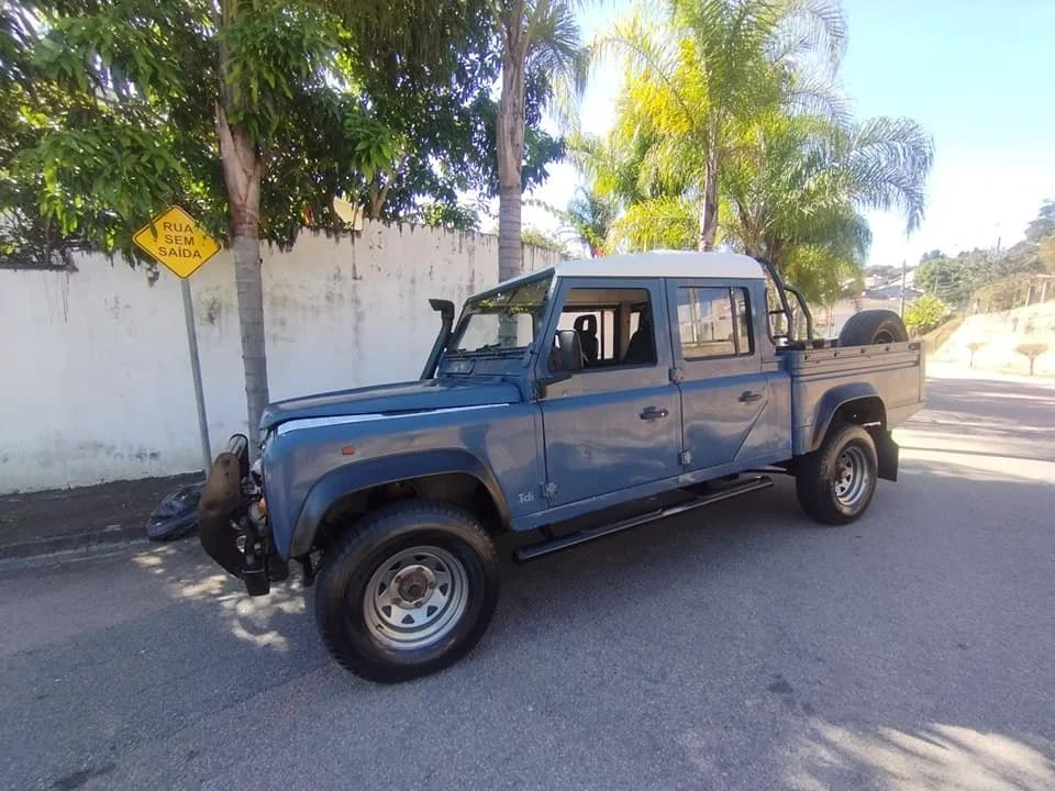 Land Rover Defender 130 1996 — Brazilian Classic Cars