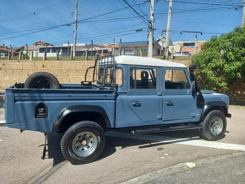 Land Rover Defender 130 1996 — Brazilian Classic Cars