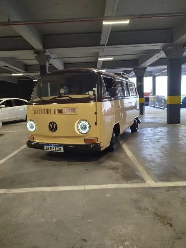 VW T2 baywindow bus 1980 — Brazilian Classic Cars