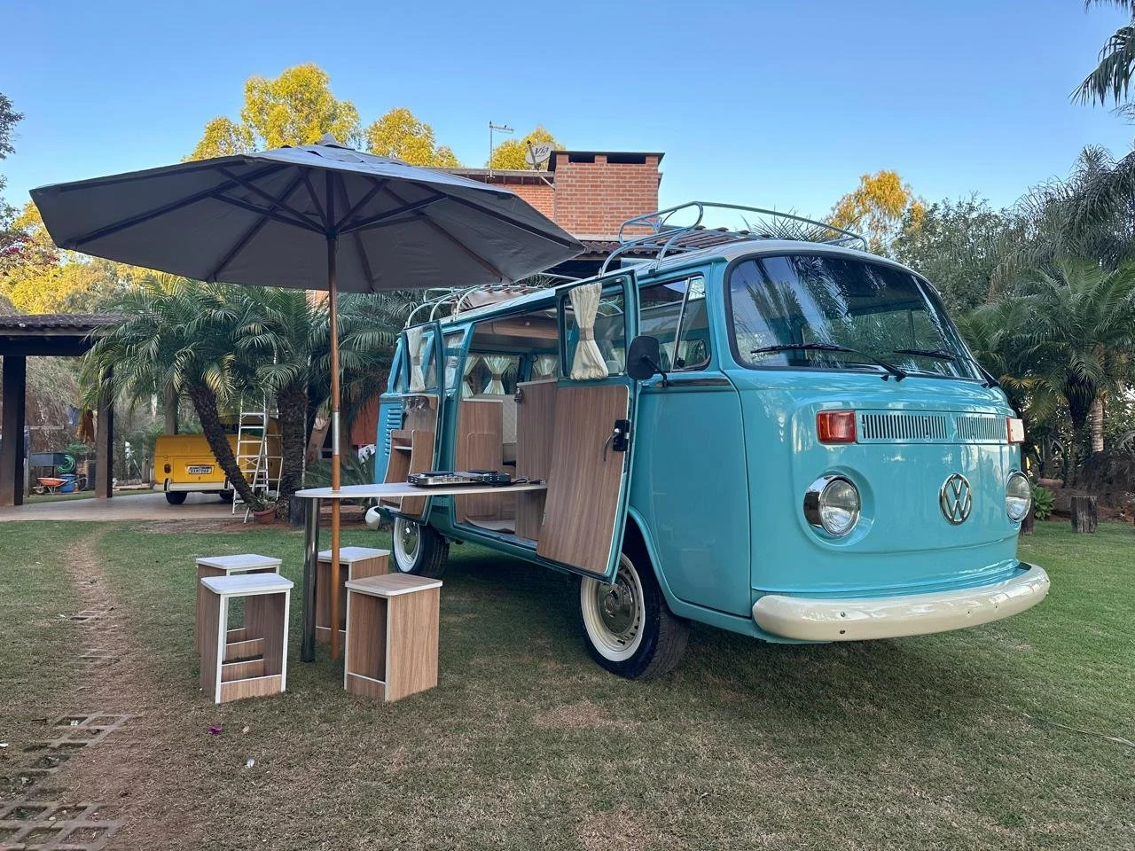 VW T2 baywindow bus camper van 1992 — Brazilian Classic Cars