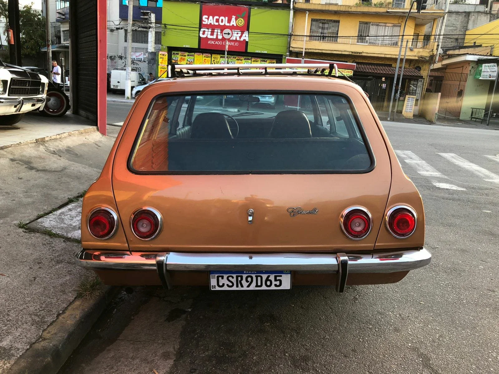 Opala Caravan 1977 — Brazilian Classic Cars