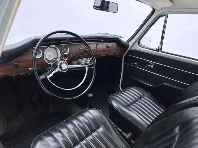 VW Variant 1971 — Brazilian Classic Cars