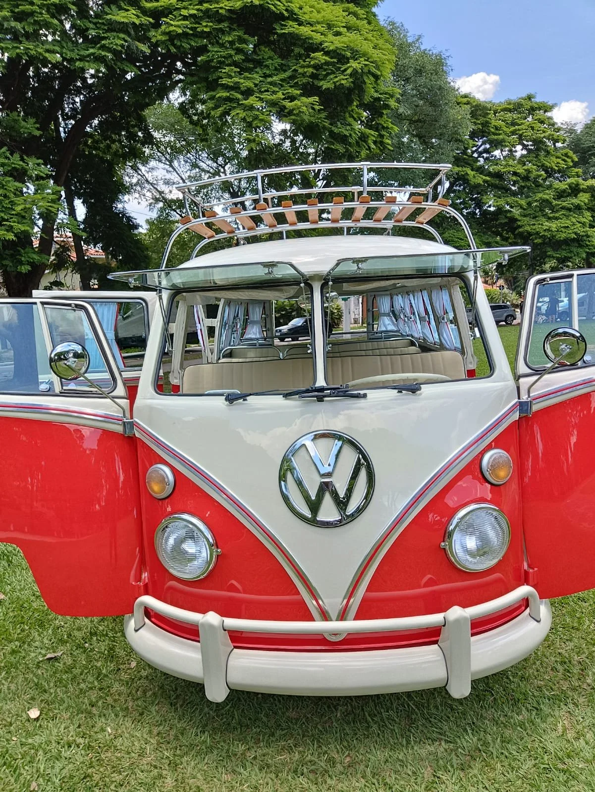 VW T1 splitwindow bus samba replica 1966 — Brazilian Classic Cars