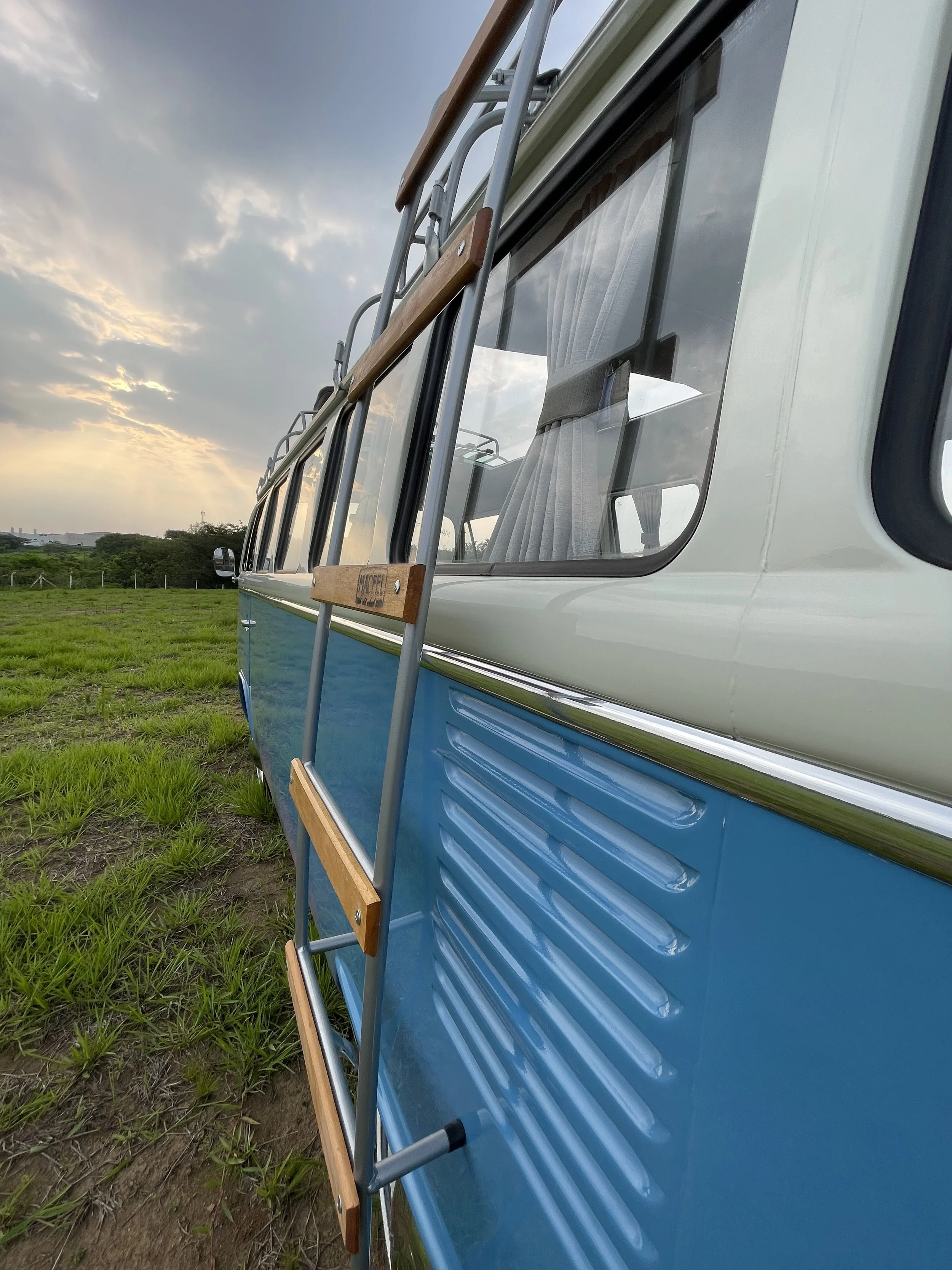 VW T2 baywindow bus 1976 — Brazilian Classic Cars