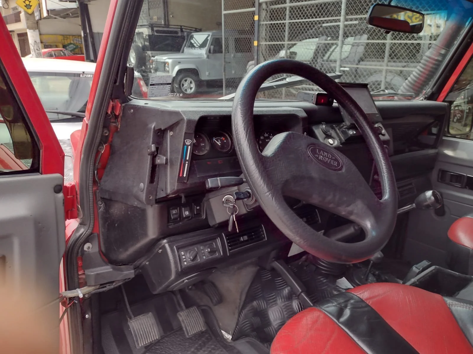 Land Rover Defender 110 1999 — Brazilian Classic Cars