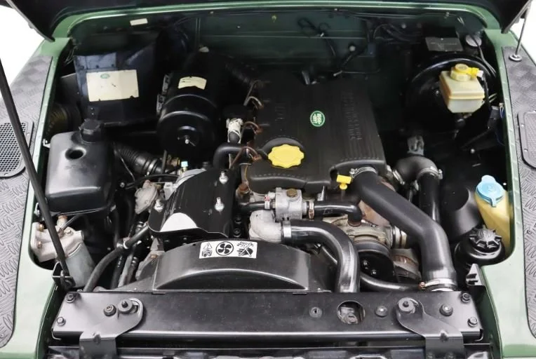 Land Rover Defender 90 2000 — Brazilian Classic Cars