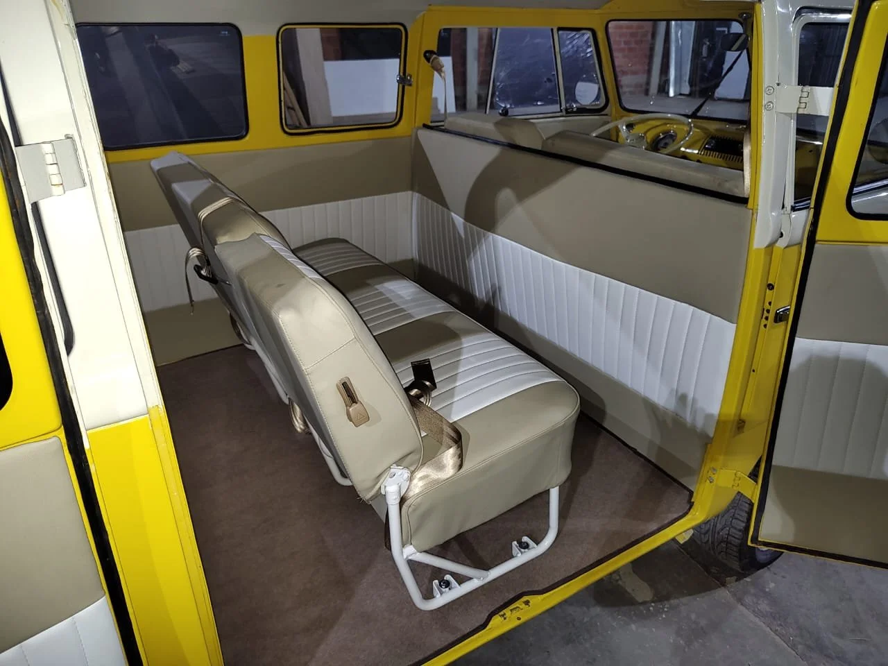 VW T1 splitwindow bus 1975 — Brazilian Classic Cars