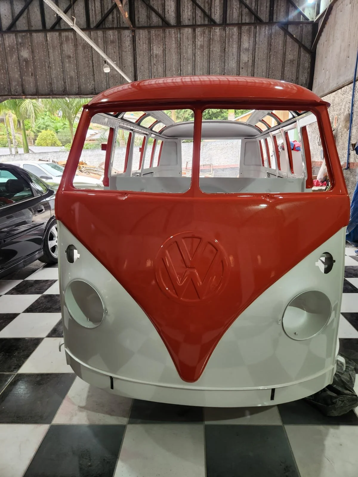 VW T1 splitwindow bus Samba recreation 1975 — Brazilian Classic Cars
