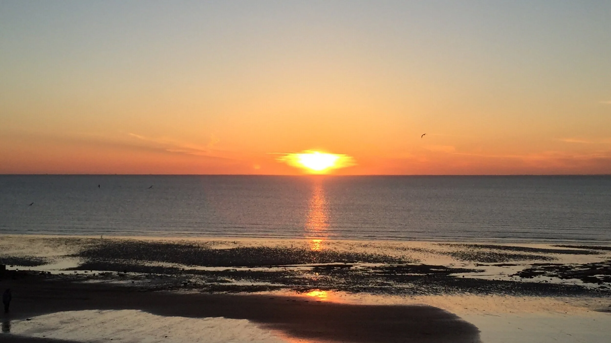 THE WATERSIDE BAR HUNSTANTON