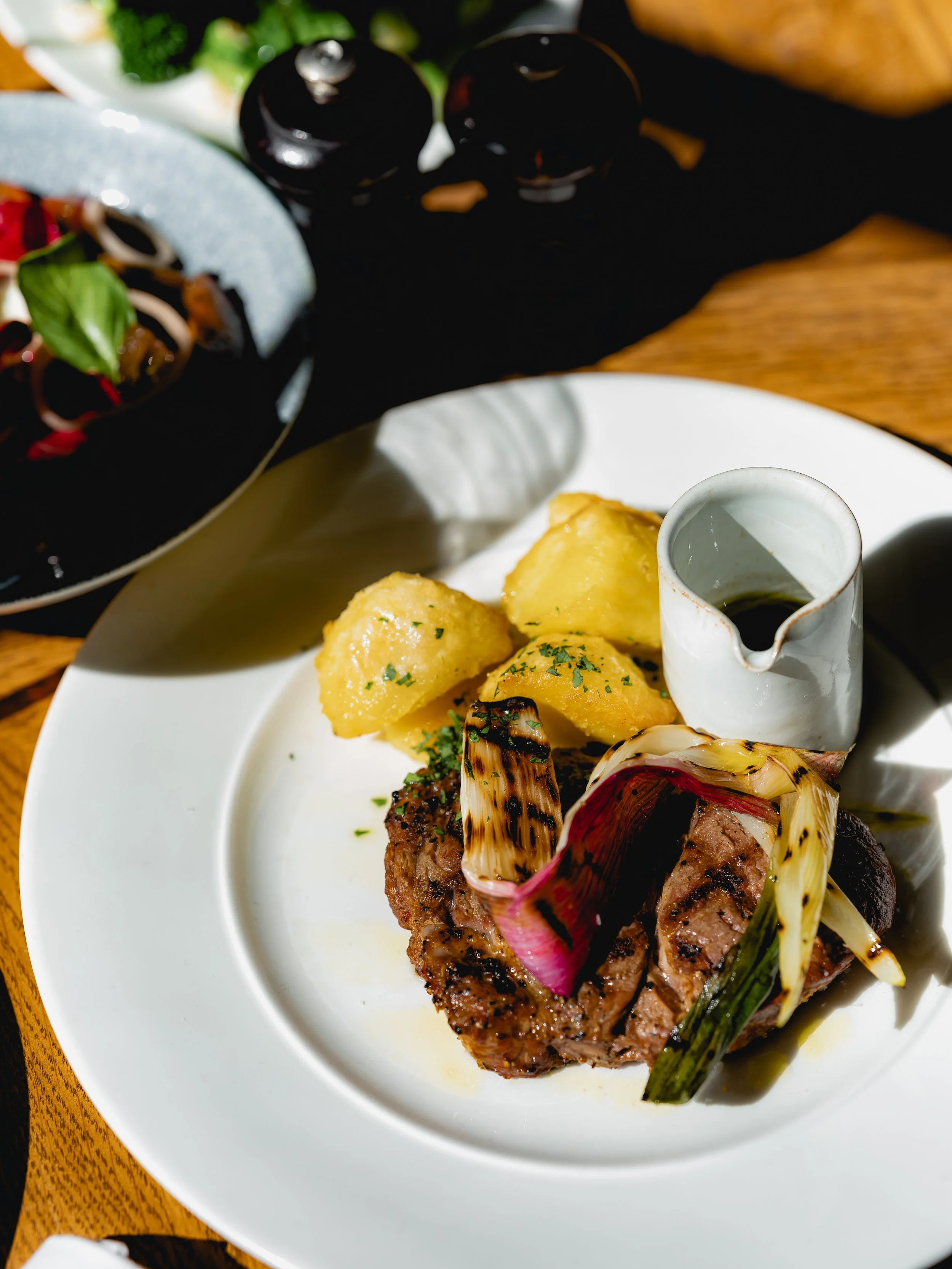 The Dining Room — THE ITALIAN GREYHOUND