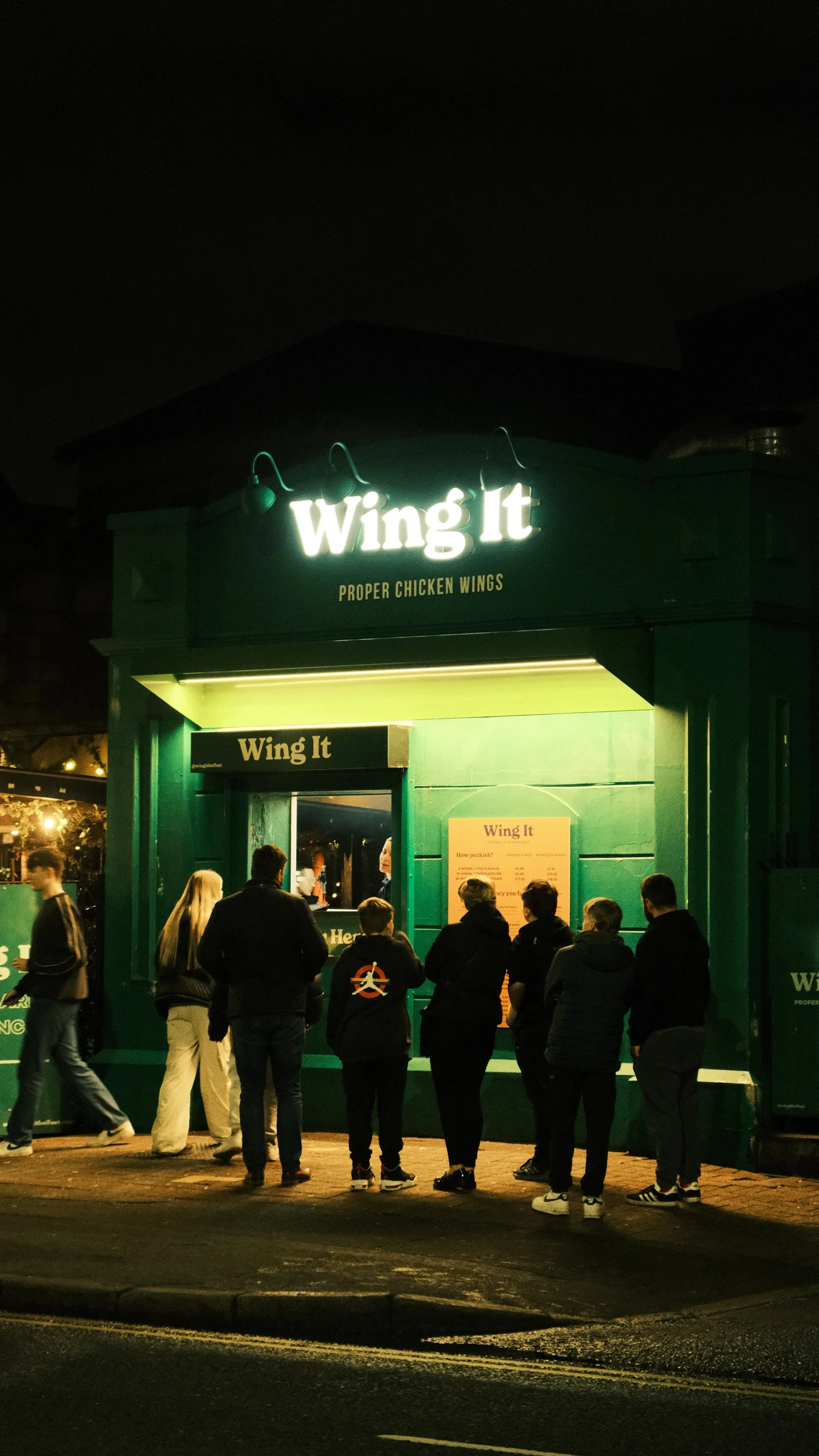 Contact 2 — Wing It Belfast