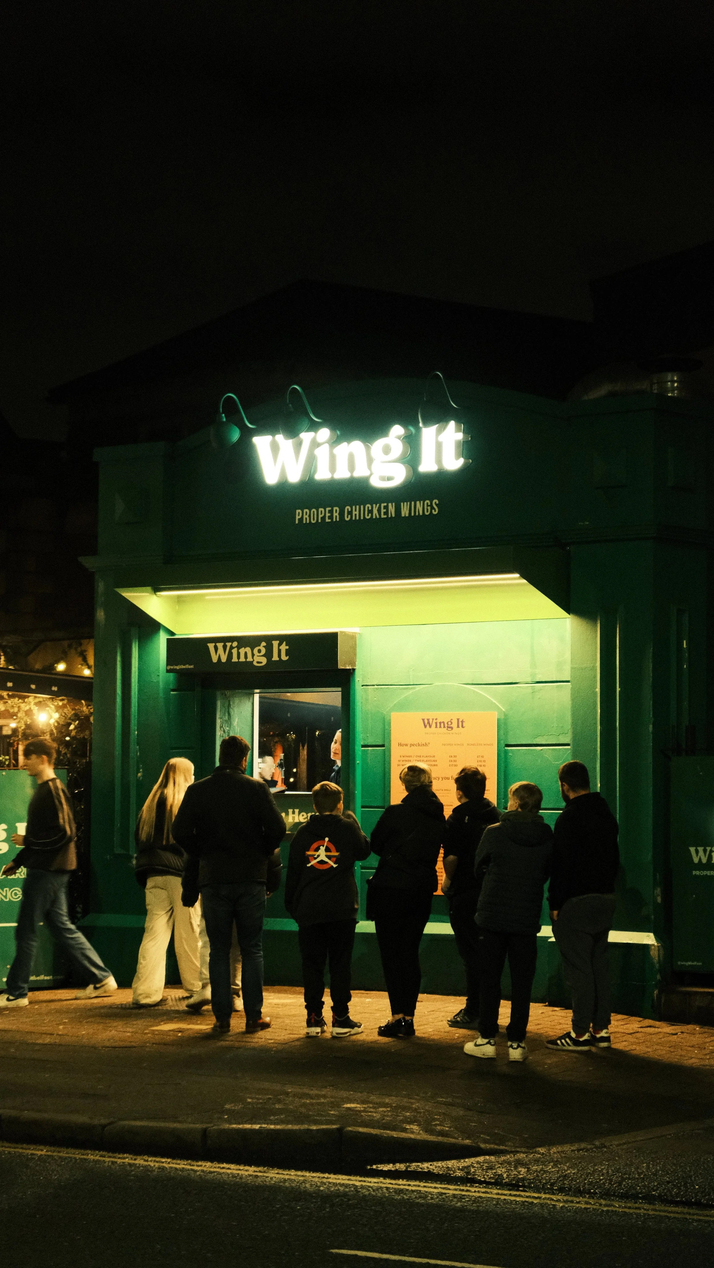 Contact 2 — Wing It Belfast