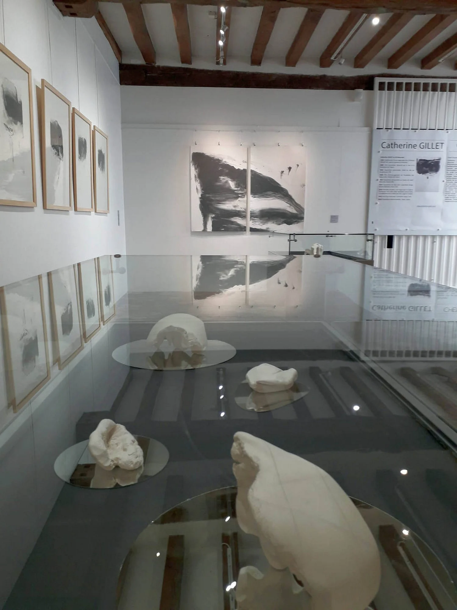 Œuvres en situation au fil des expositions — Catherine Gillet